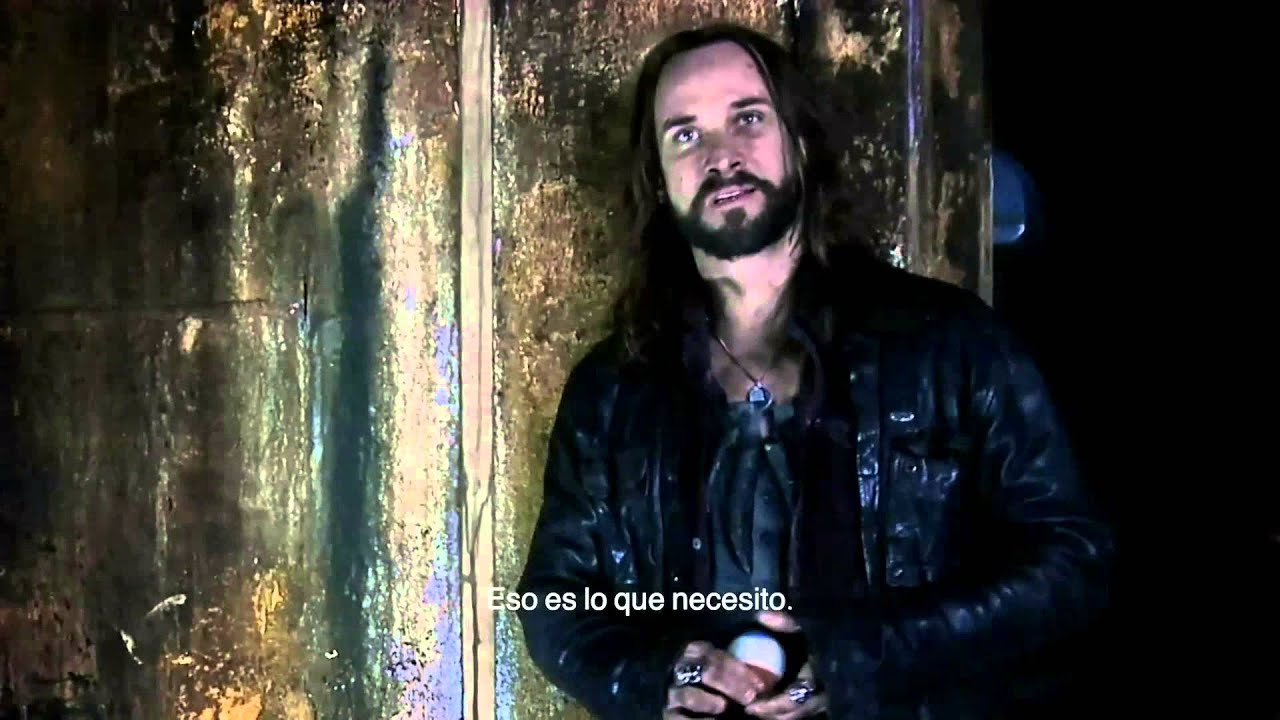 TNT | Falling Skies | Webisodio 2: Pope. - YouTube