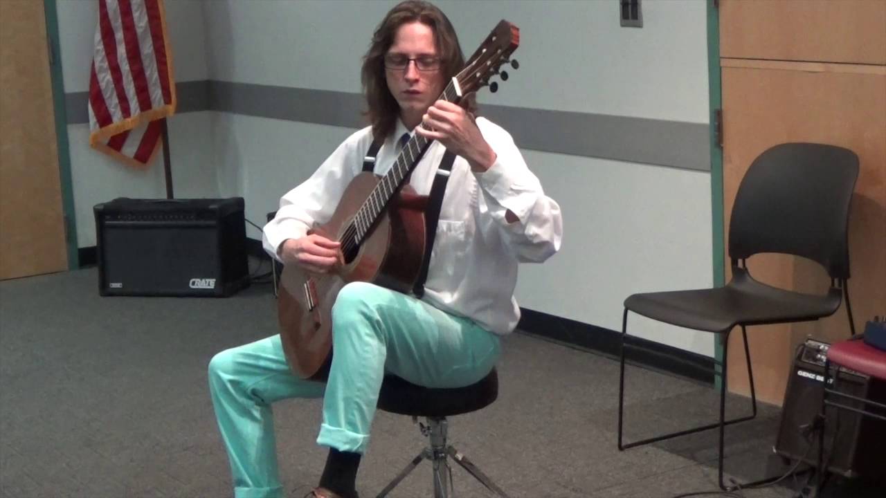Graesyn Spiers Plays, "Prelude from BWV 997" | J.S. Bach - YouTube