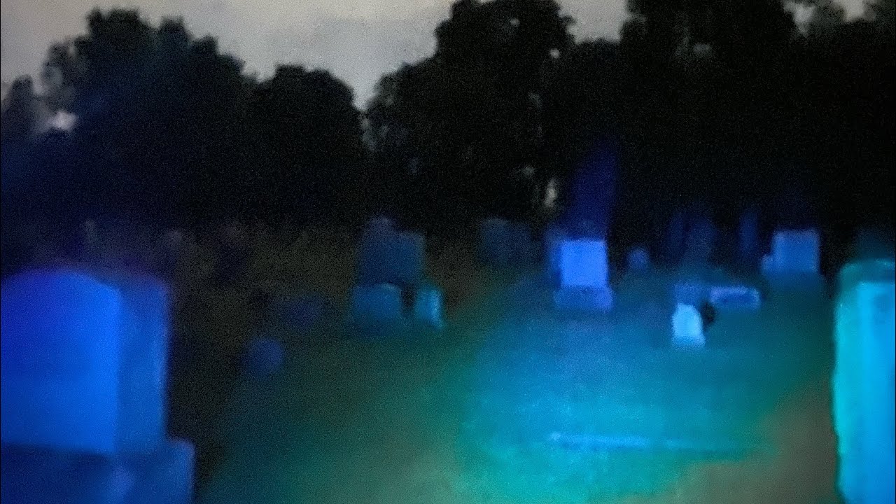 Ghost hunting at Woodlawn Cemetery - YouTube