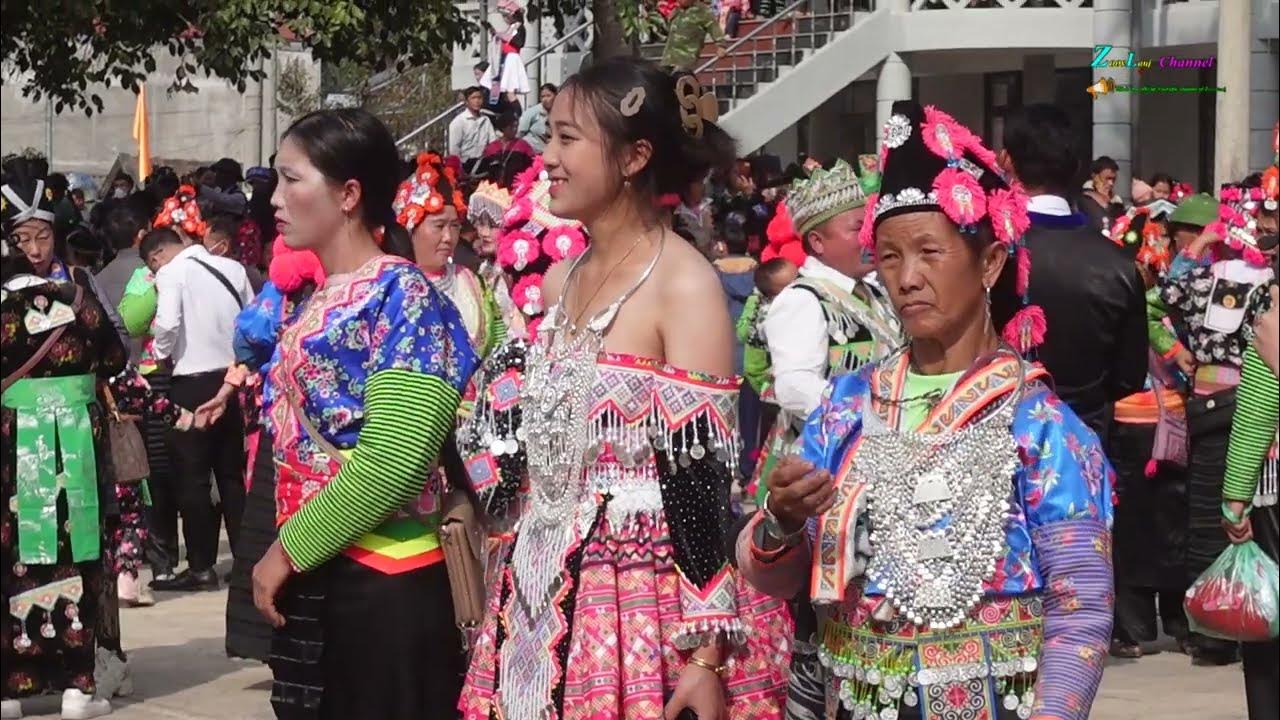 Suab Nkauj Koom Tsiab peb Caug 60 Lub Xyoo Hu Tau Kho Siab Zim Xwb - YouTube