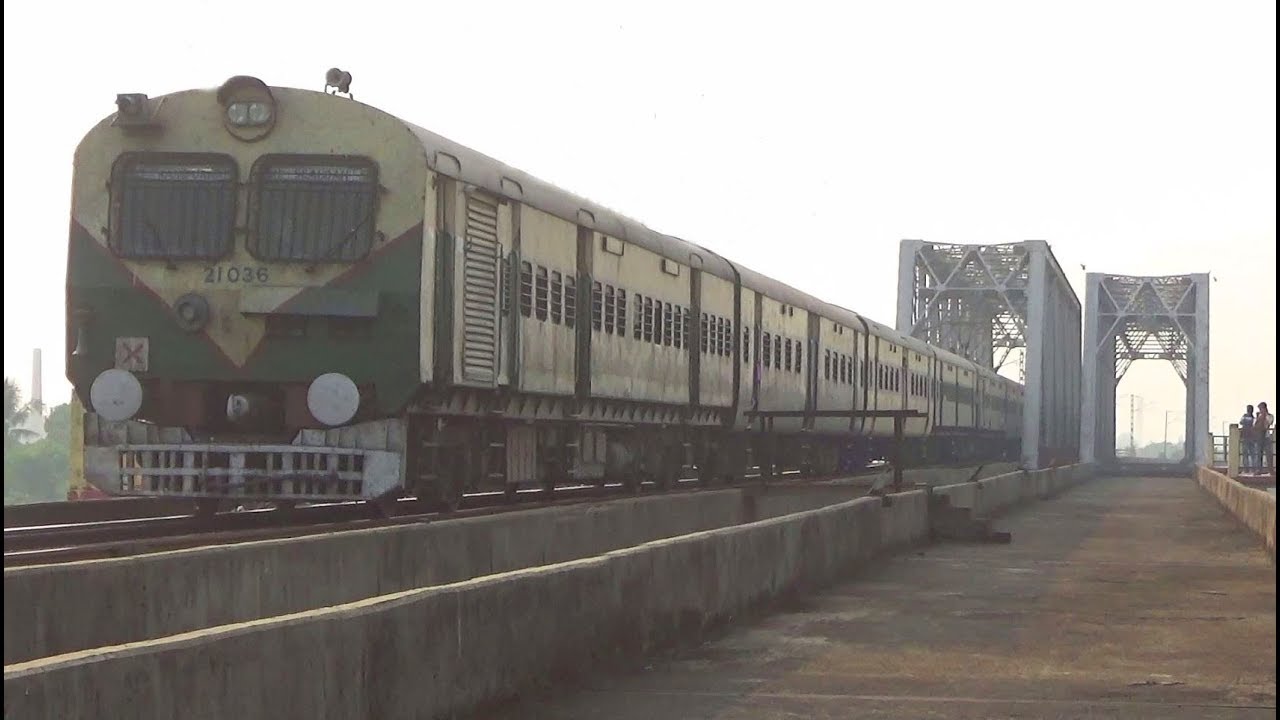 Up/Howrah-Barddhaman Fast Memu Local Train (হাওড়া-বর্ধমান মেমু লোকাল ...