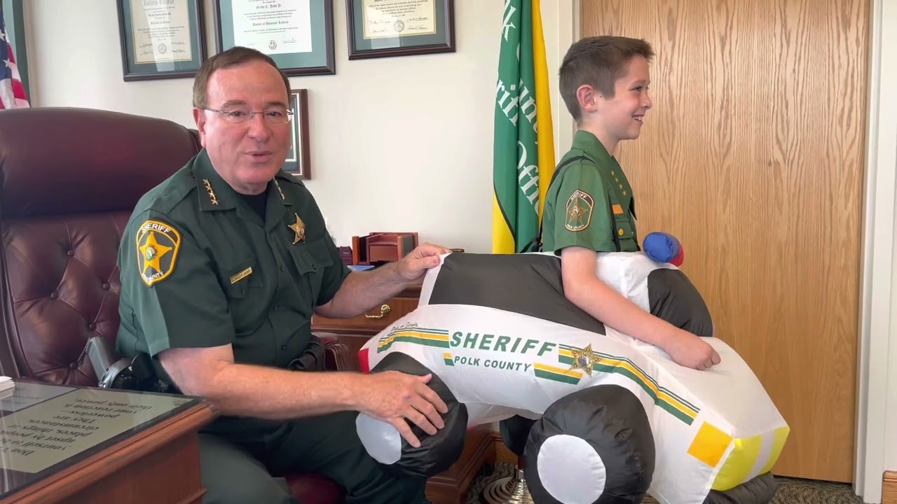 Be the Sheriff for Halloween! - YouTube