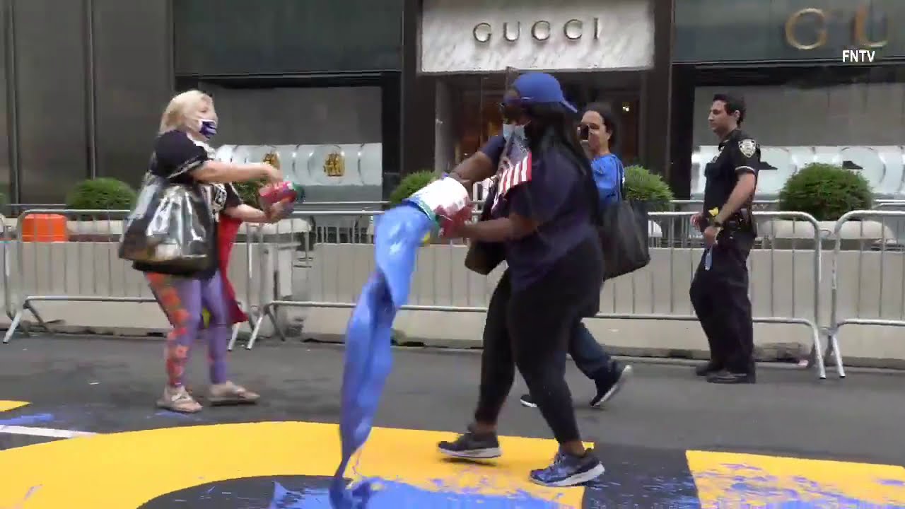 Anti-Protesters Throw Blue Paint over BLM Mural in NYC (Protests 2020 ...