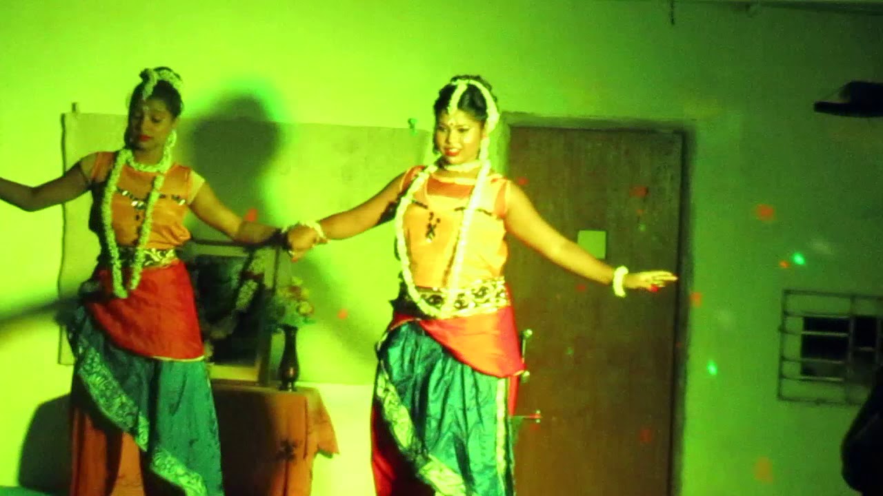 DANCER MAYURI - YouTube