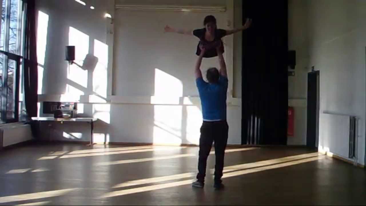 Spectacular Salsa Lifts / Salsa Acrobatic! Don't try it at home! - YouTube
