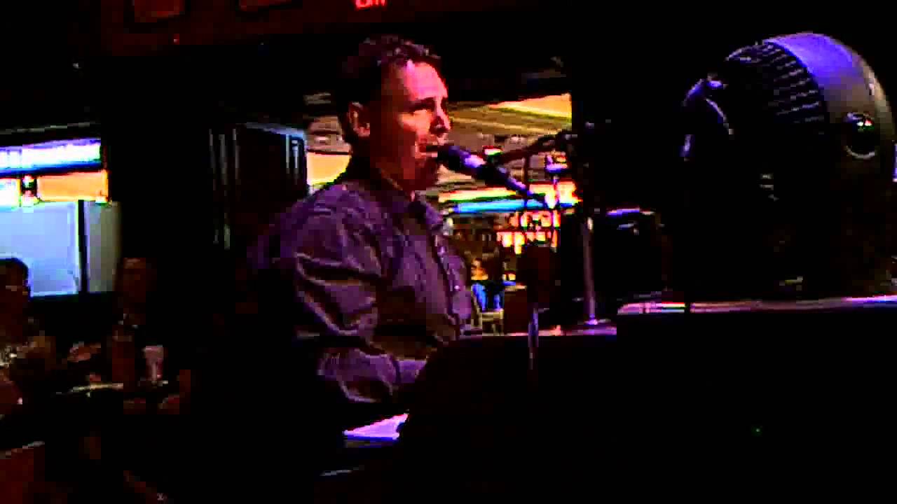 Joe Martell / "Sweet Caroline" / Harrahs Las Vegas Dueling Pianos ...
