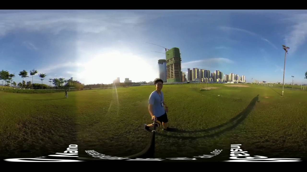 Brica Insta360 【360video】360 degree Walking on Grass - YouTube