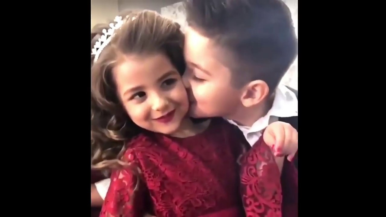 Kids Kissing Cute Couple Girlfriend Boyfriend YouTube - YouTube