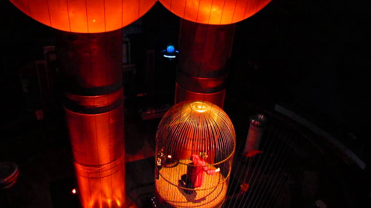 Boston Science Museum, Lightning Machine. - YouTube