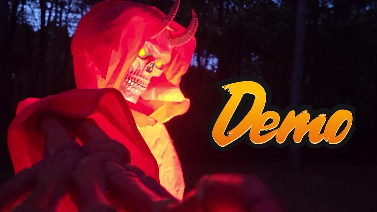 Harbinger of Hell Demo! - Spirit Halloween 2015 - YouTube