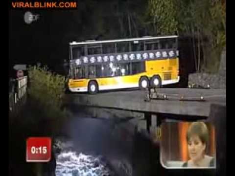 The Best Bus Driver change the way in bridge - YouTube