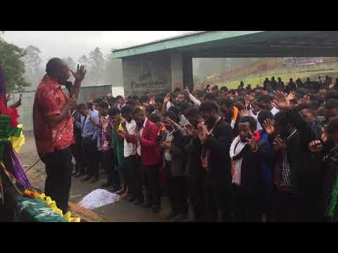 Ps Tom Lepatu National TSCF Director Preaching at Wabag Secondary ...