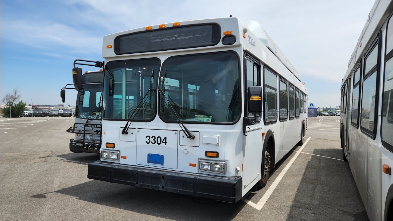 LA Charter Bus Lines 2006 New Flyer C40LF #3304 - YouTube