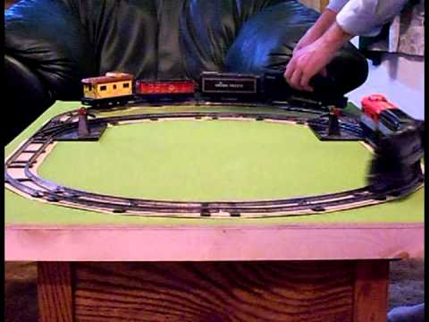 Marx O27 Small Windup Train Layout - YouTube