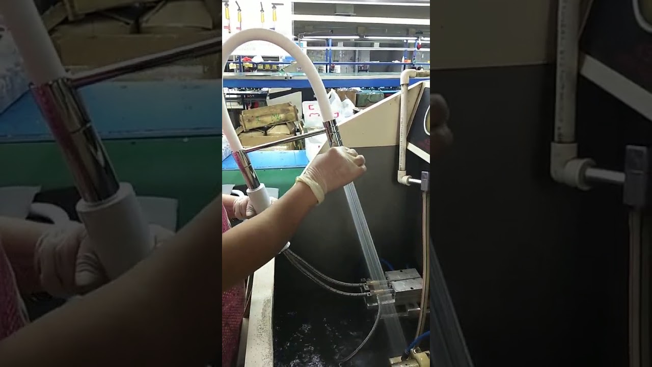 kitchen faucet water test - YouTube