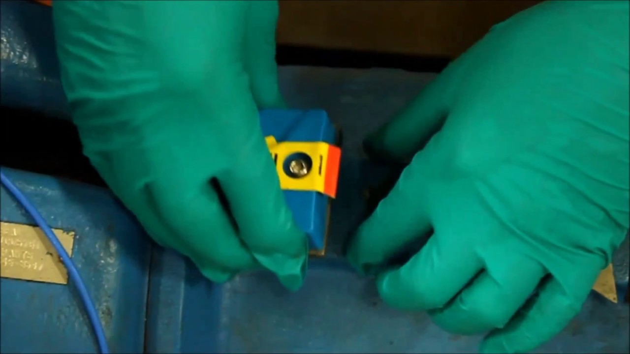 i-ALERT Monitor - Epoxy Mounting on Pump - YouTube