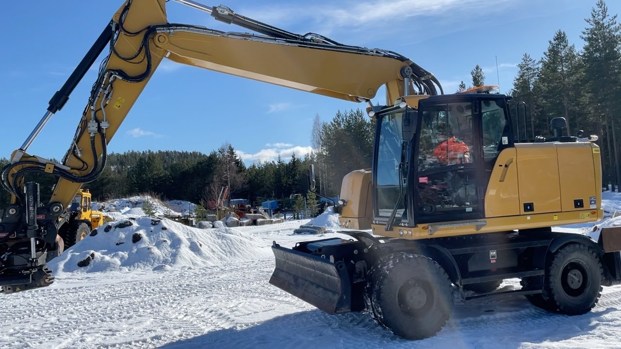 Köp Grävmaskin CAT M316F på Klaravik - YouTube