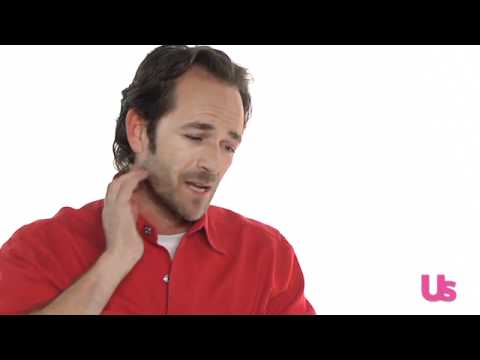 Luke Perry Talks Westerns, Stunt Injuries and Dylan McKay - YouTube