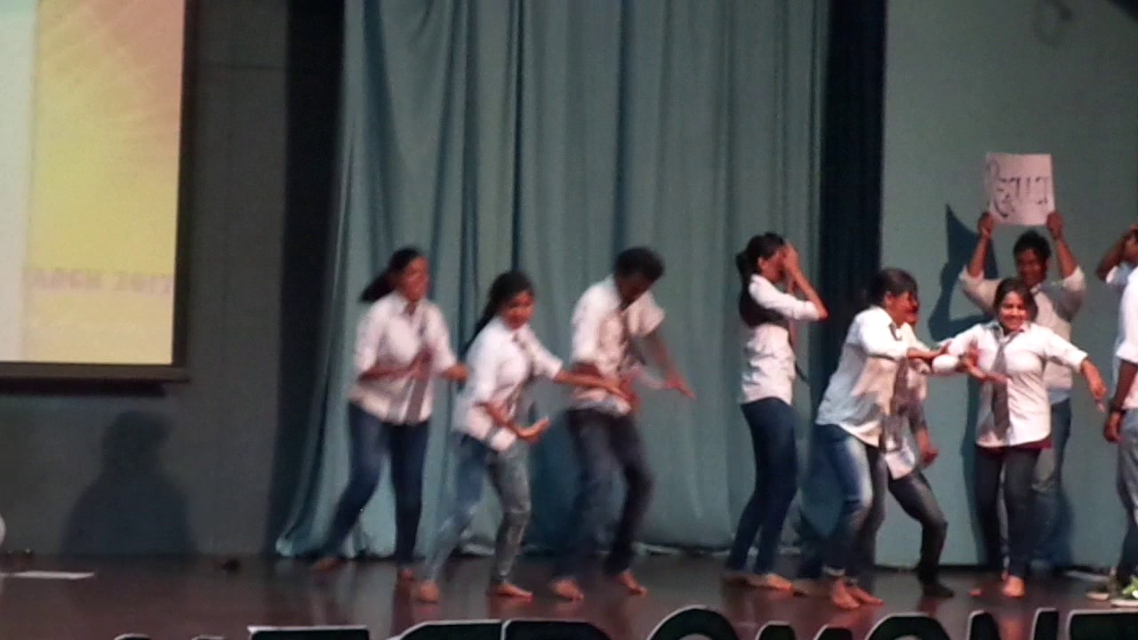 Funny Group dance on college life - YouTube
