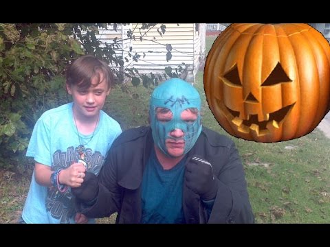 Helpful Man Halloween: The Jack O'Lantern - YouTube