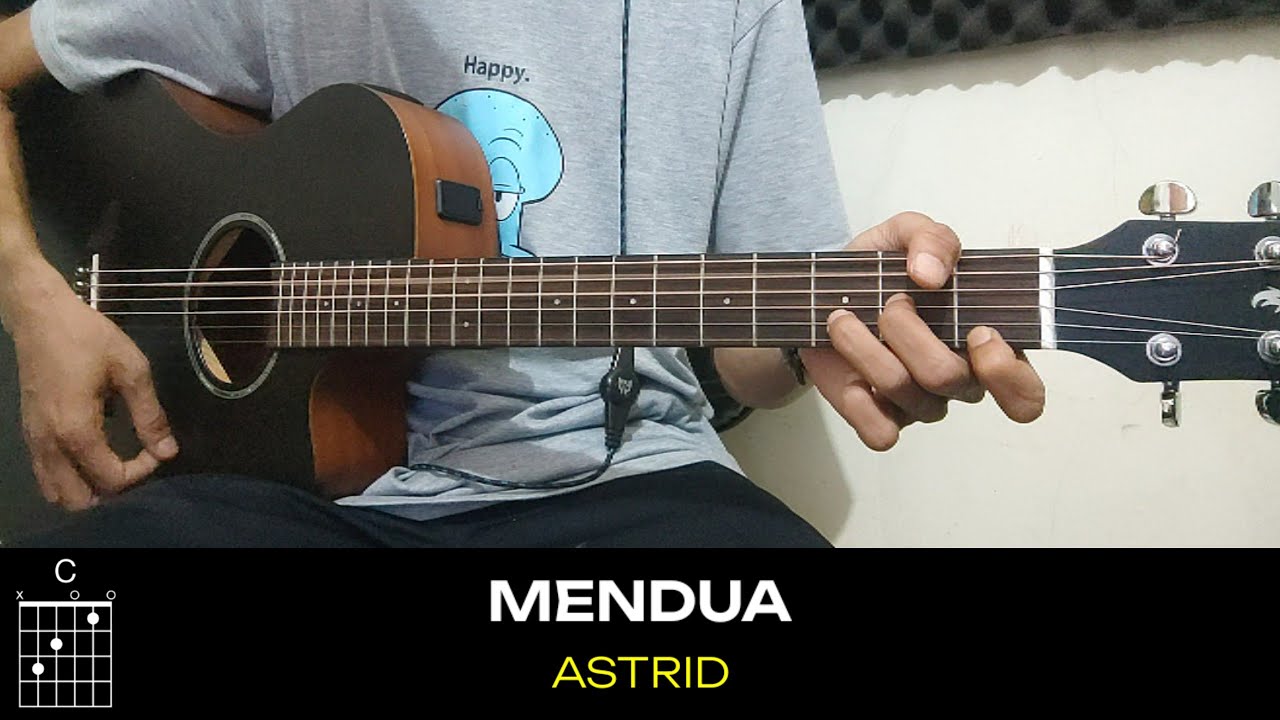 Astrid Mendua Chord Gampang - YouTube