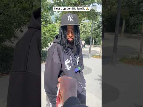 Il est trop gentil la famille - YouTube
