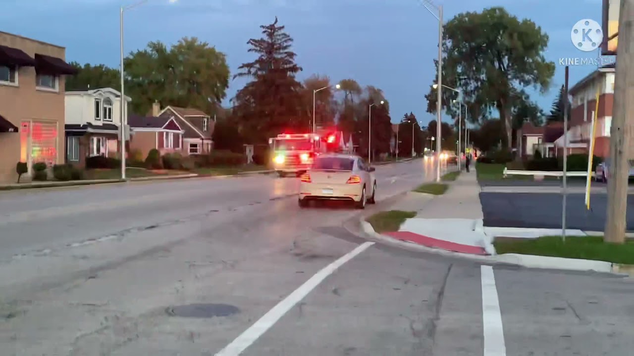 Melrose Park Fire Department Engine 703 Responding. - YouTube