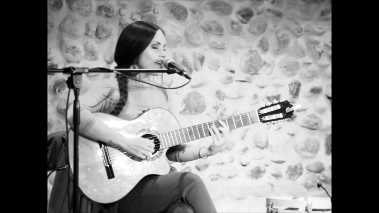 Natalia Doco Live in Verniolle - YouTube