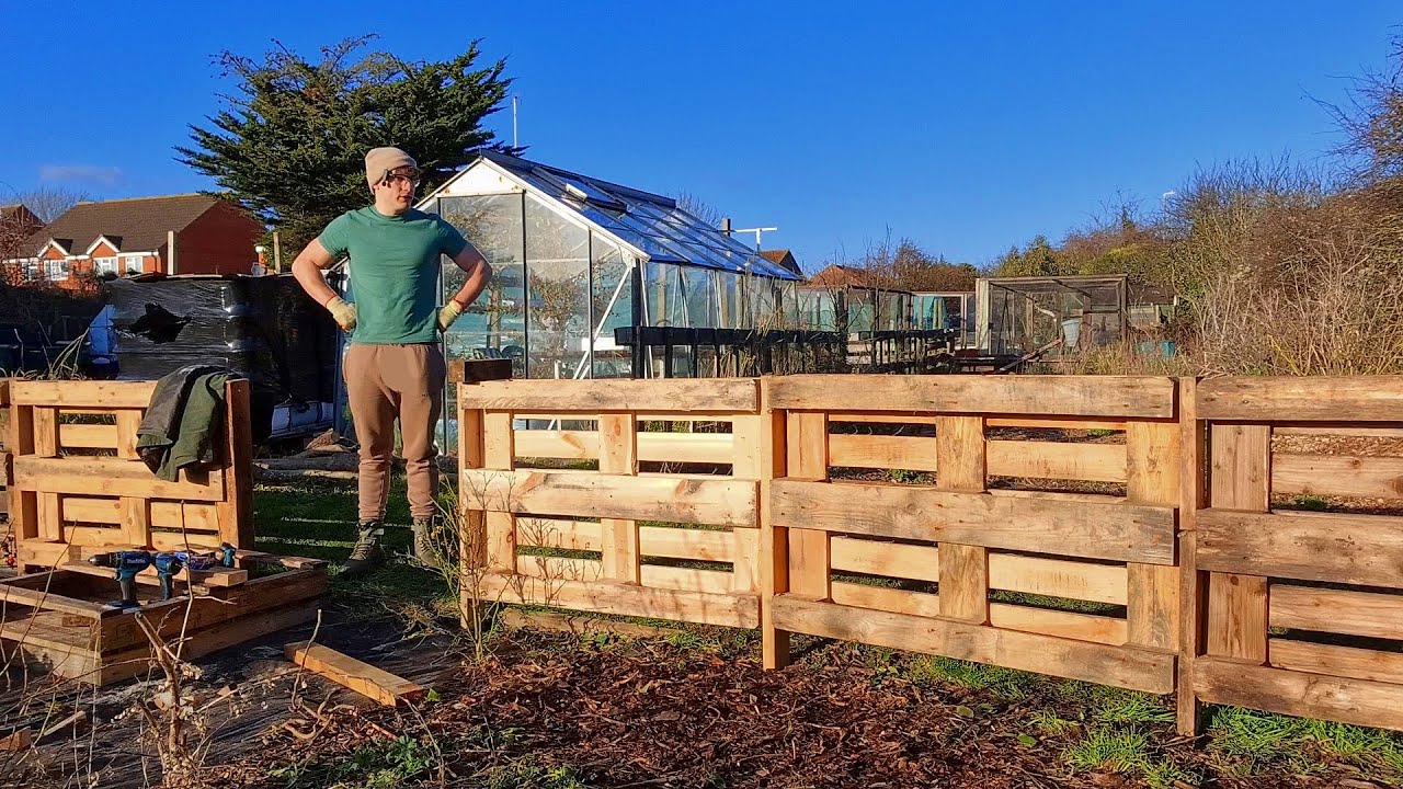 Allotment Pallet Fence - Alfie's Agriculture - YouTube
