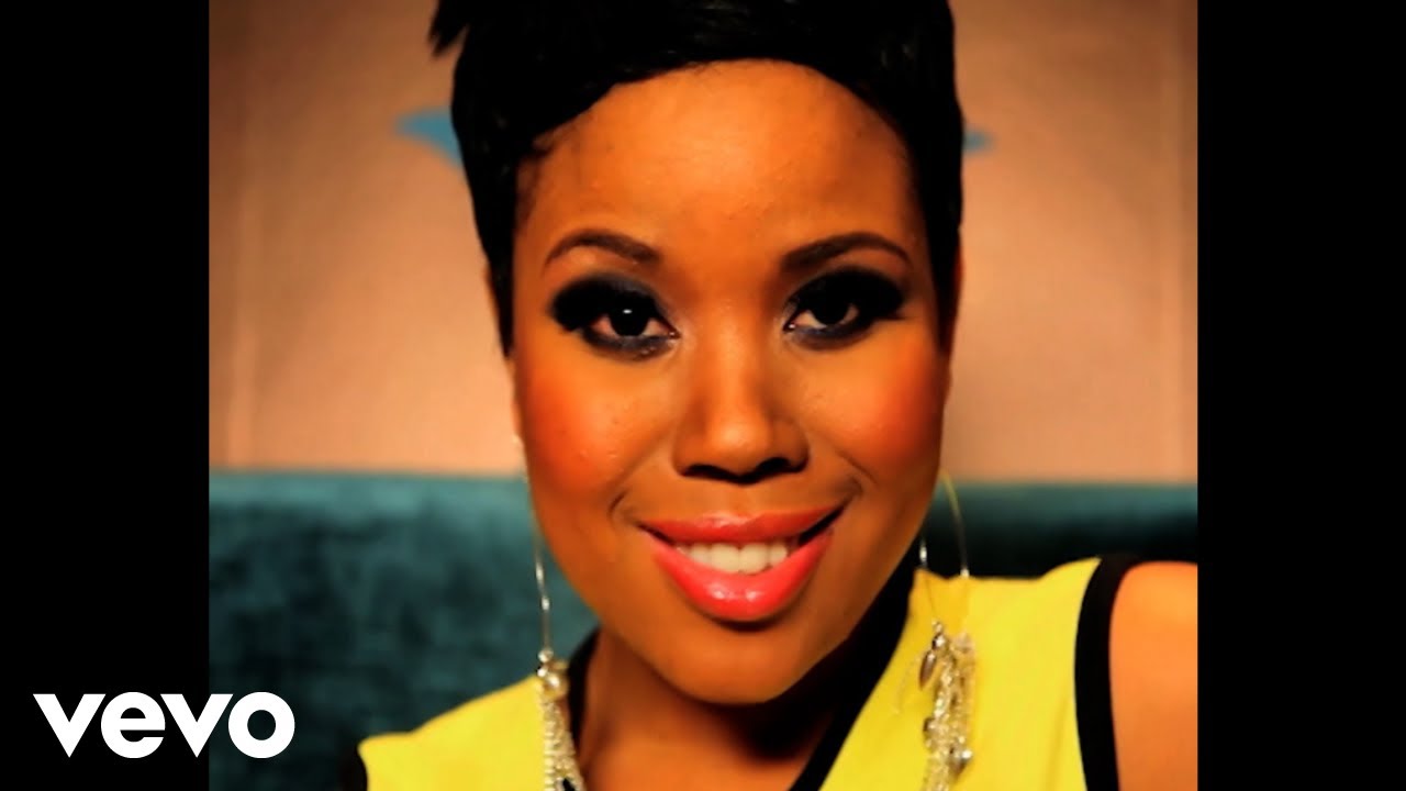 Chomee - I am The Girl (Official Music Video) - YouTube