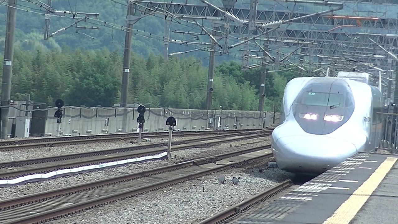 やってきた700系新幹線 RailStar型こだま号 500系こだま号の発車の様子 0566 - YouTube