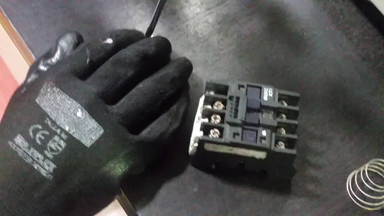 Despiece de un contactor electrico industrial - Componentes de un ...