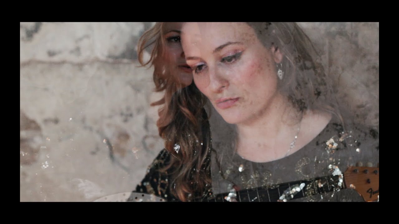 Oh How. Lara Smiles - YouTube