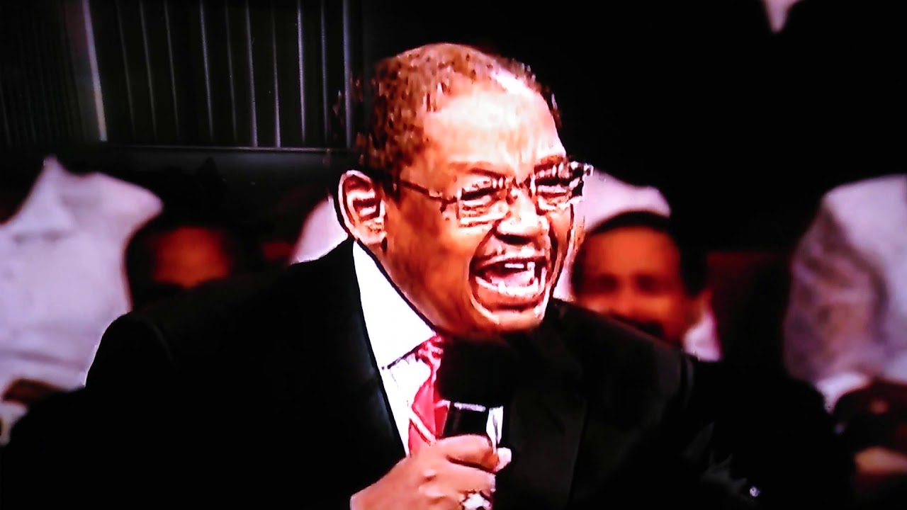 David's Day Of Thanksgiving - YouTube