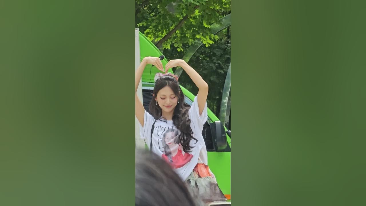 240907 쯔위 (TWICE) 미니팬미팅 TZUYU mini fanmeeting in Seoul 1 - YouTube