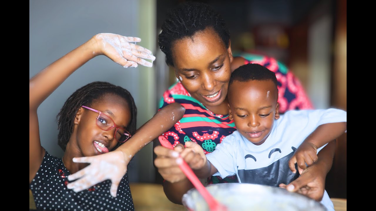 Cooking With The Kids VLOG! | Messy Or Fun? - YouTube