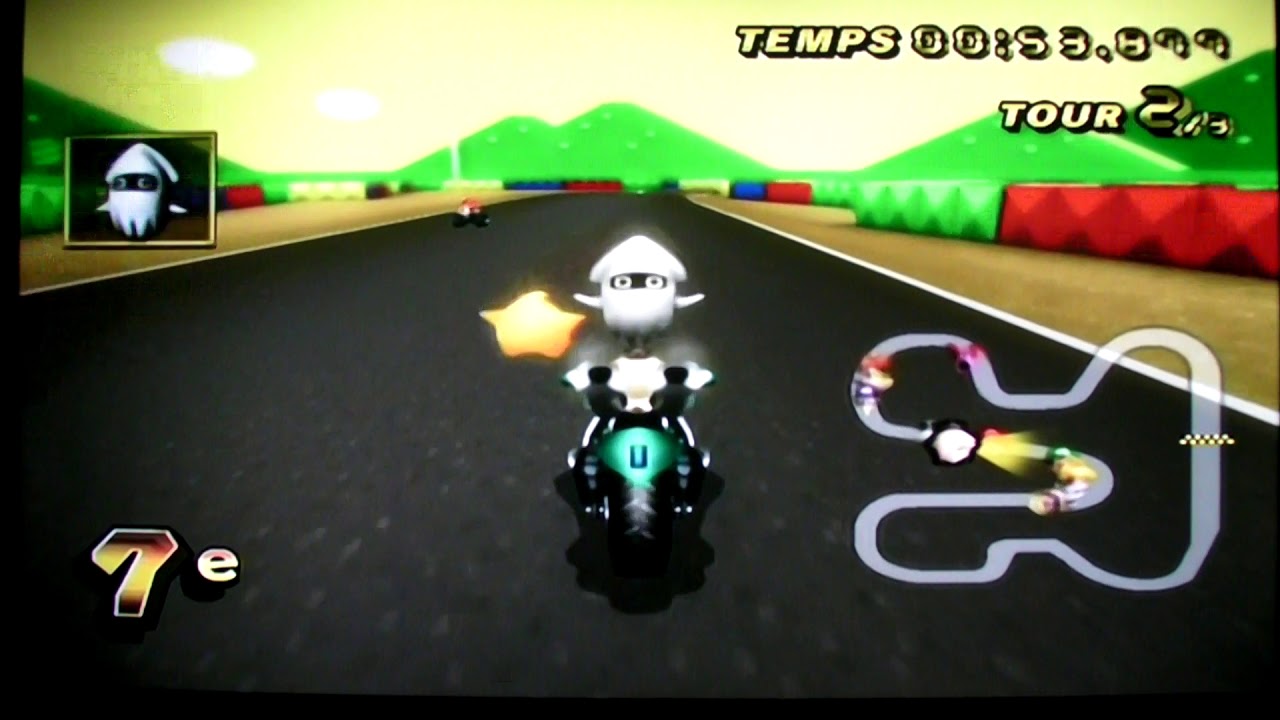 Mario Kart Wii : Coupe Éclair (miroir) (partie 1) - YouTube
