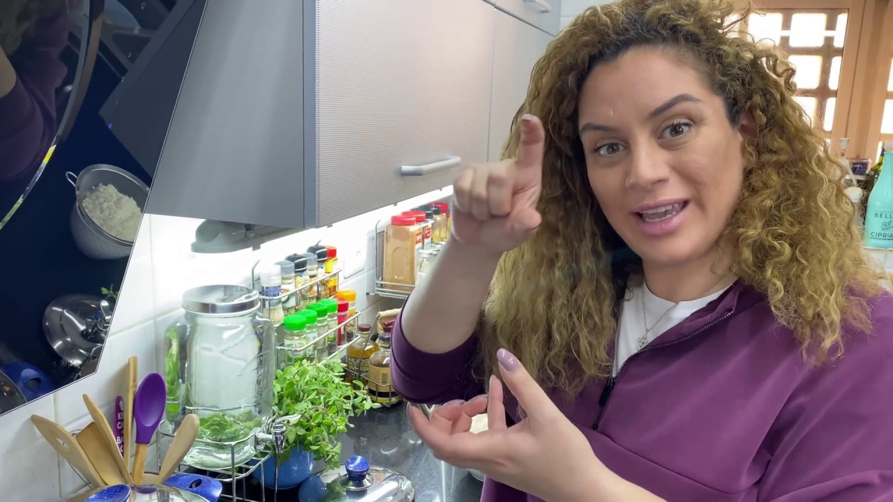 "Bazella w Rezz": Traditional, Lebanese Homemade Tasty Stew - YouTube