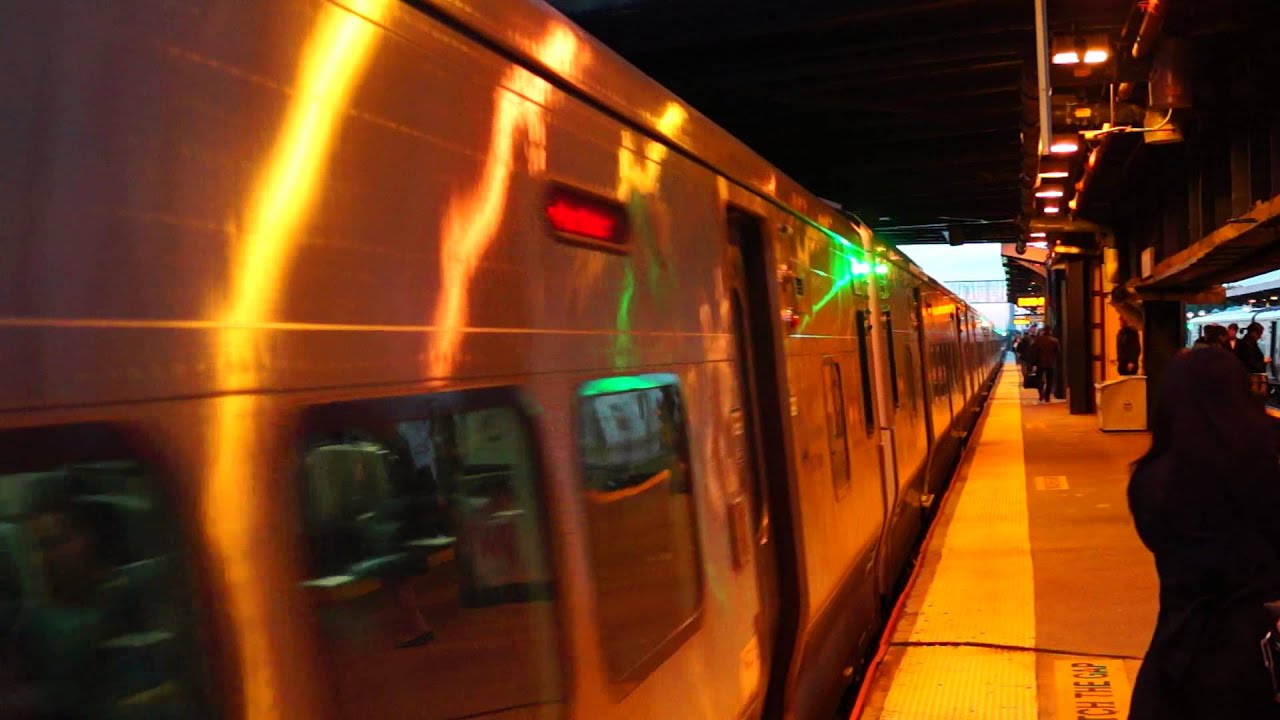 MTA LIRR M7 departing Woodside - YouTube