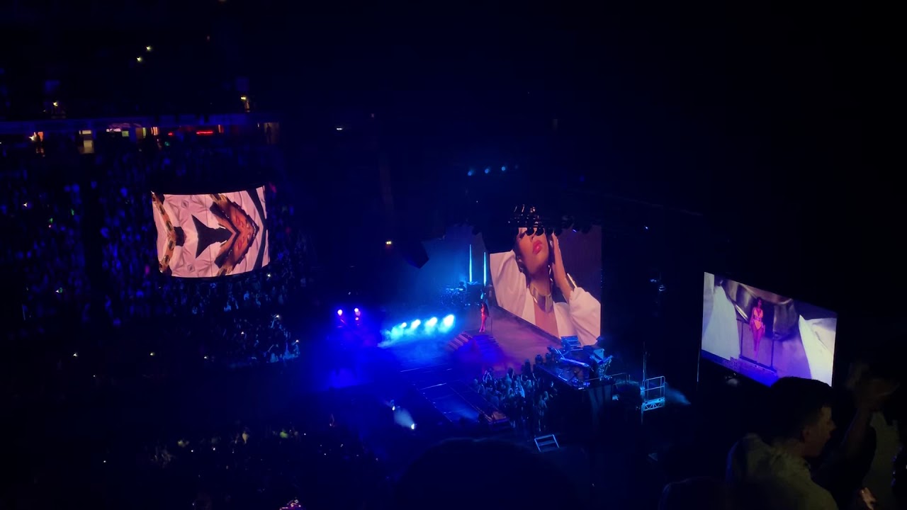 Nicki Minaj - Moment 4 Life - Live Manchester Arena - 18th March 2019 ...