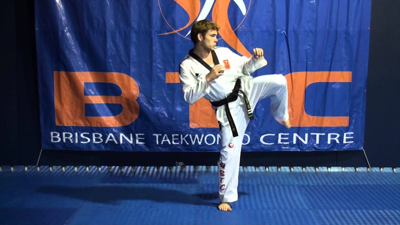 Kicks - Running Double Up Kick - Brisbane Taekwondo Centre - YouTube