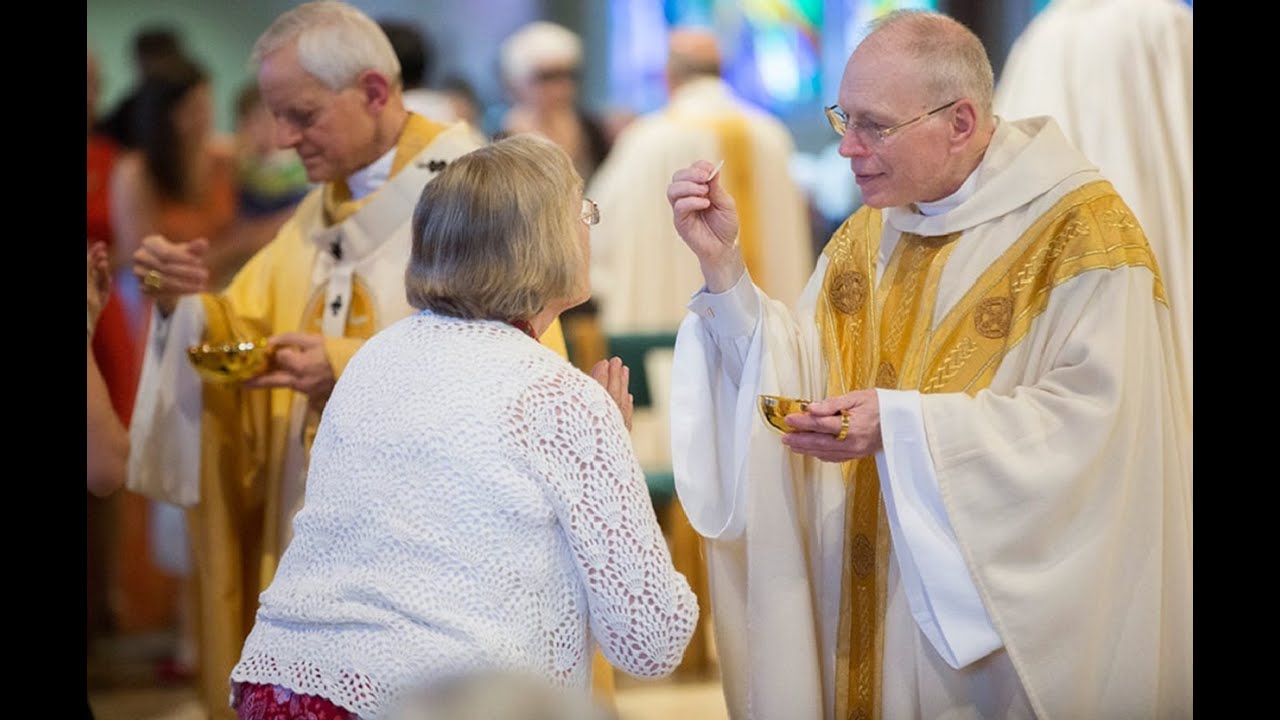New Mass Problems 1: Unworthy Reception of Communion - YouTube