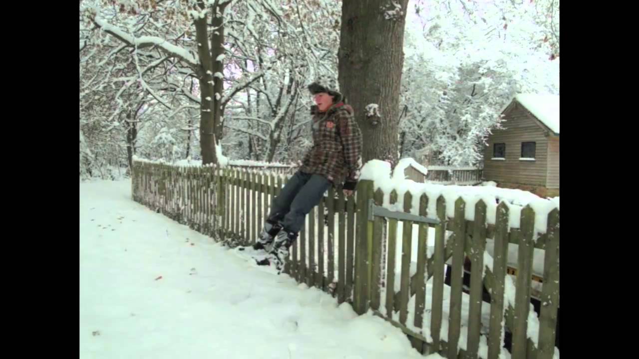 Snow Stop Motion - YouTube