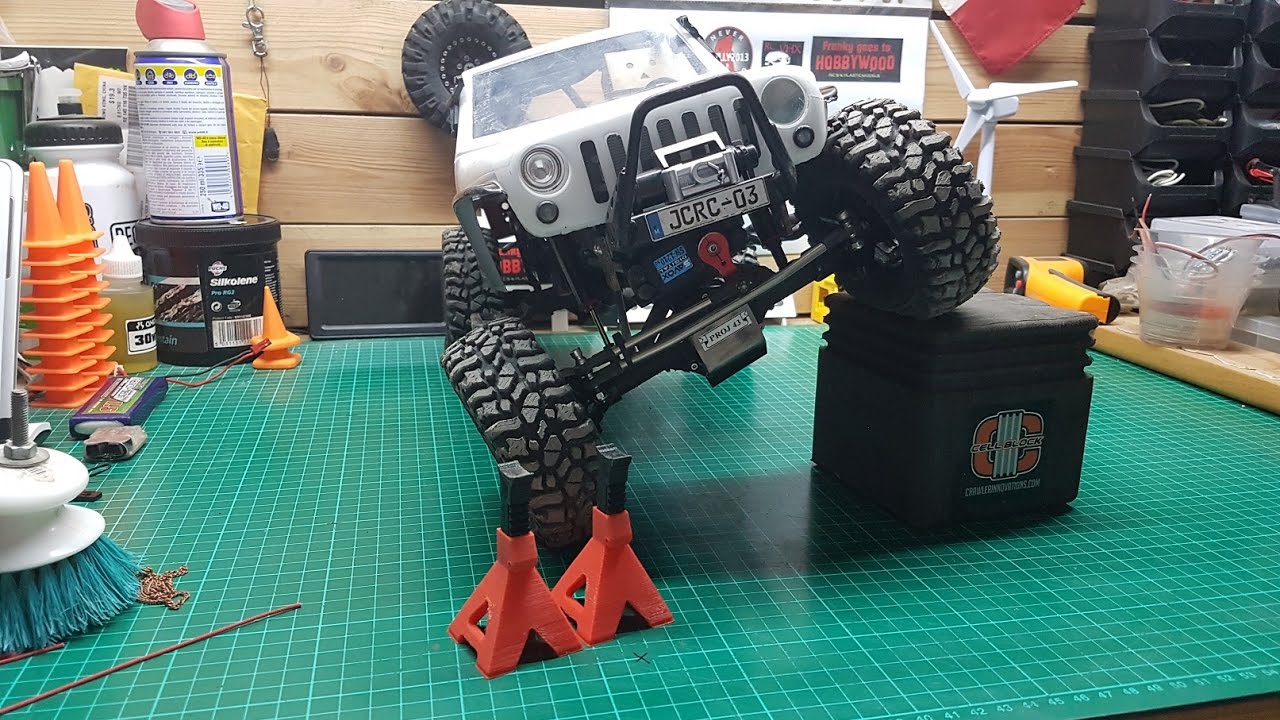 SSD D60 steel diff guards for the SCX10 - YouTube