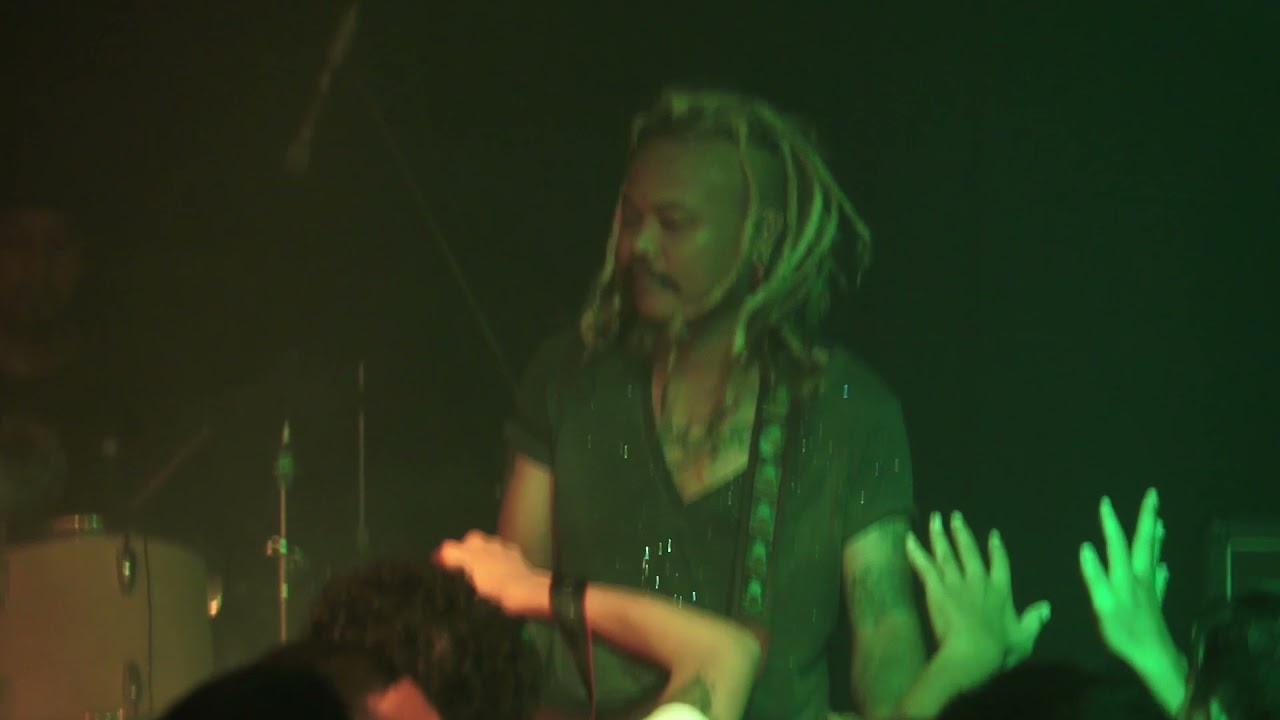 The Paps - Tamasya (live concert) - YouTube