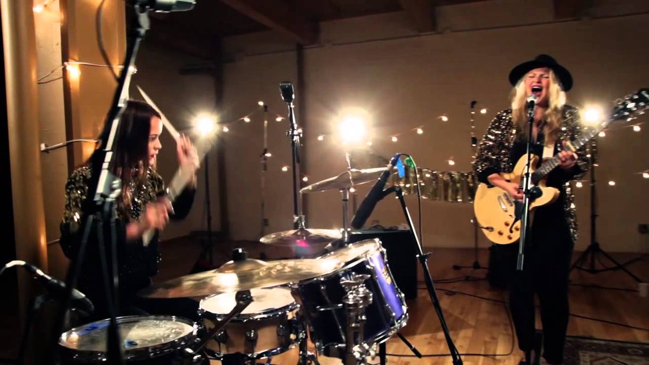 LOFT SESSIONS Mise en Scene | Perfect Killers (Oh Child) - YouTube