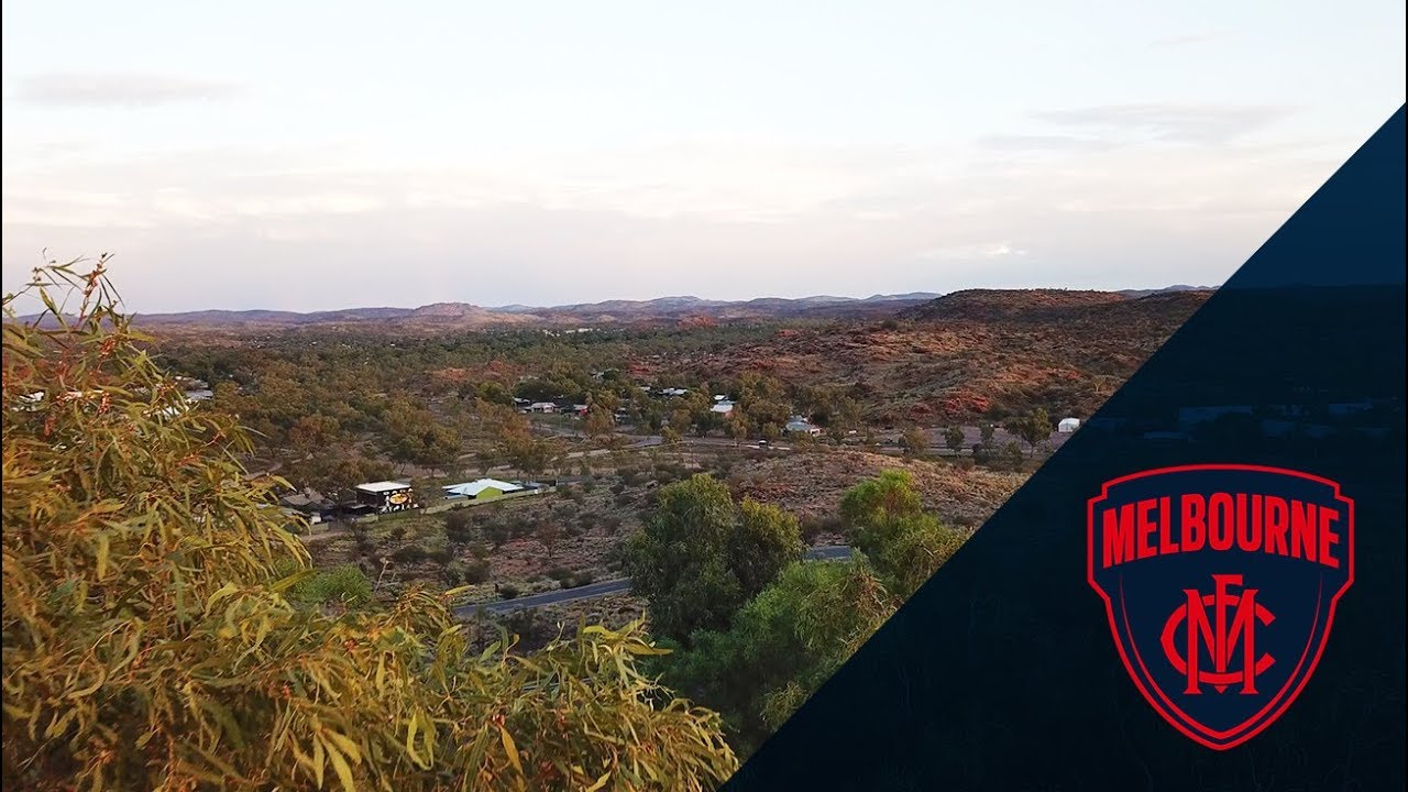 It’s a Grand Old Flag: Arrernte Translation - YouTube