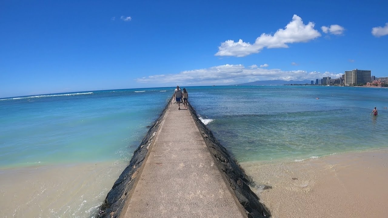 Queens Walkway, Oahu (by Snorkeling Quest) - YouTube