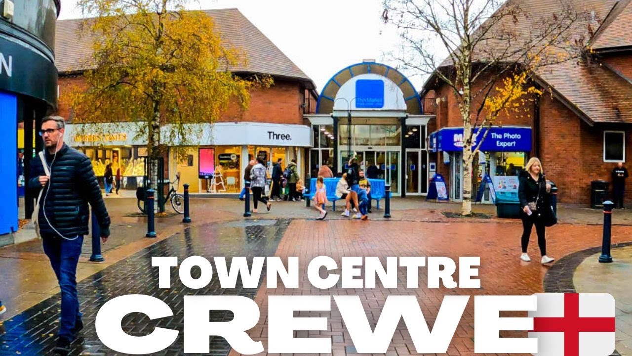 Walk in CREWE England Town Centre BONFIRE Weekend - YouTube