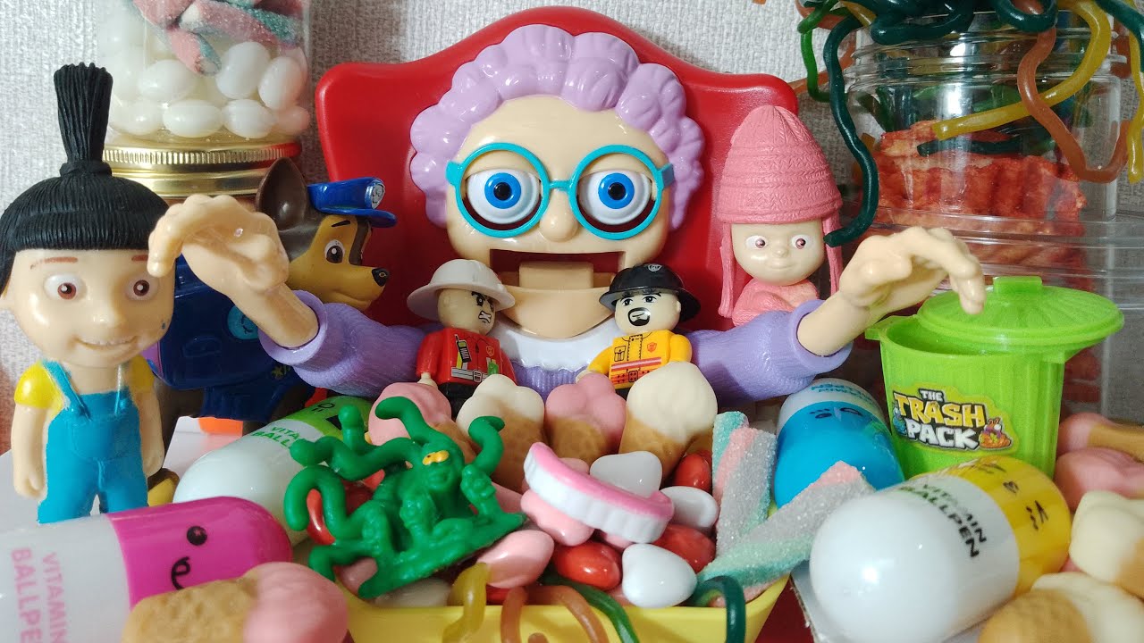 LIVE ️Playing Gummy Jelly, Candy, Mentos, Takis, Trash Pack, Paw Patrol ...